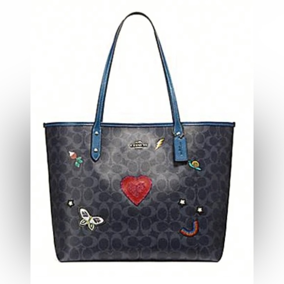Coach | Bags | Coach City Tote In Signature Logo With Souvenir ...